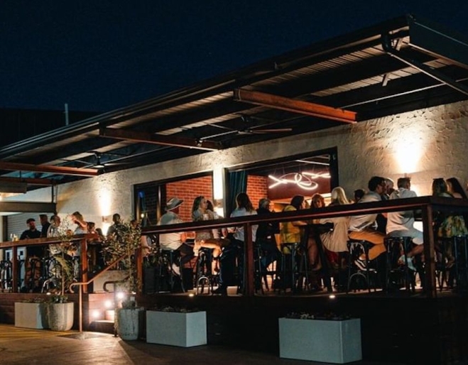 Six Tricks Distillery And Tasting Room Mermaid Beach | Must Do Gold Coast