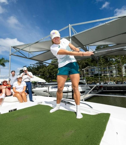 Lars Bar And Grill Nobby Beach | Must Do Gold Coast
