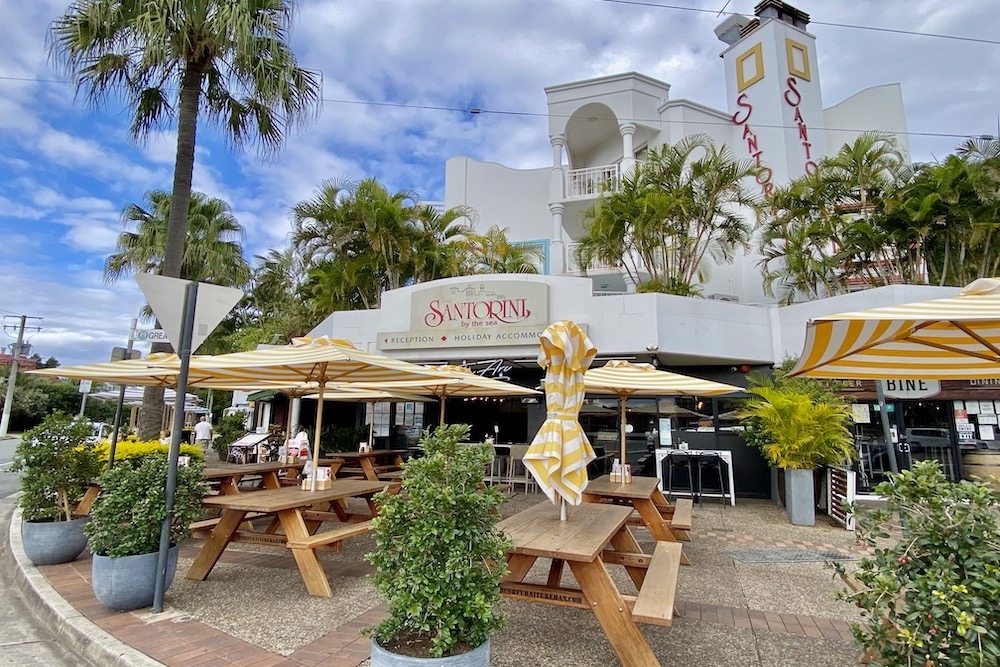 Best Cafés, Bars And Eateries In Nobby Beach | Must Do Gold Coast