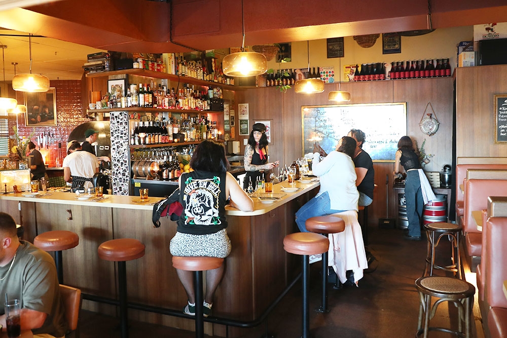 Bar Evelyn Coolangatta | Must Do Gold Coast