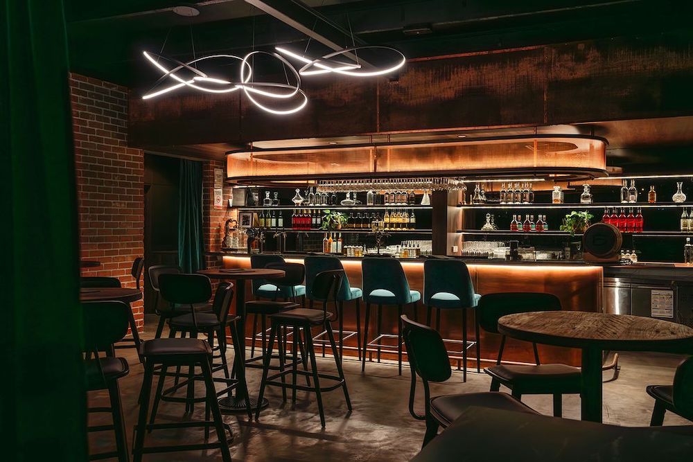 Six Tricks Distillery And Tasting Room Mermaid Beach | Must Do Gold Coast
